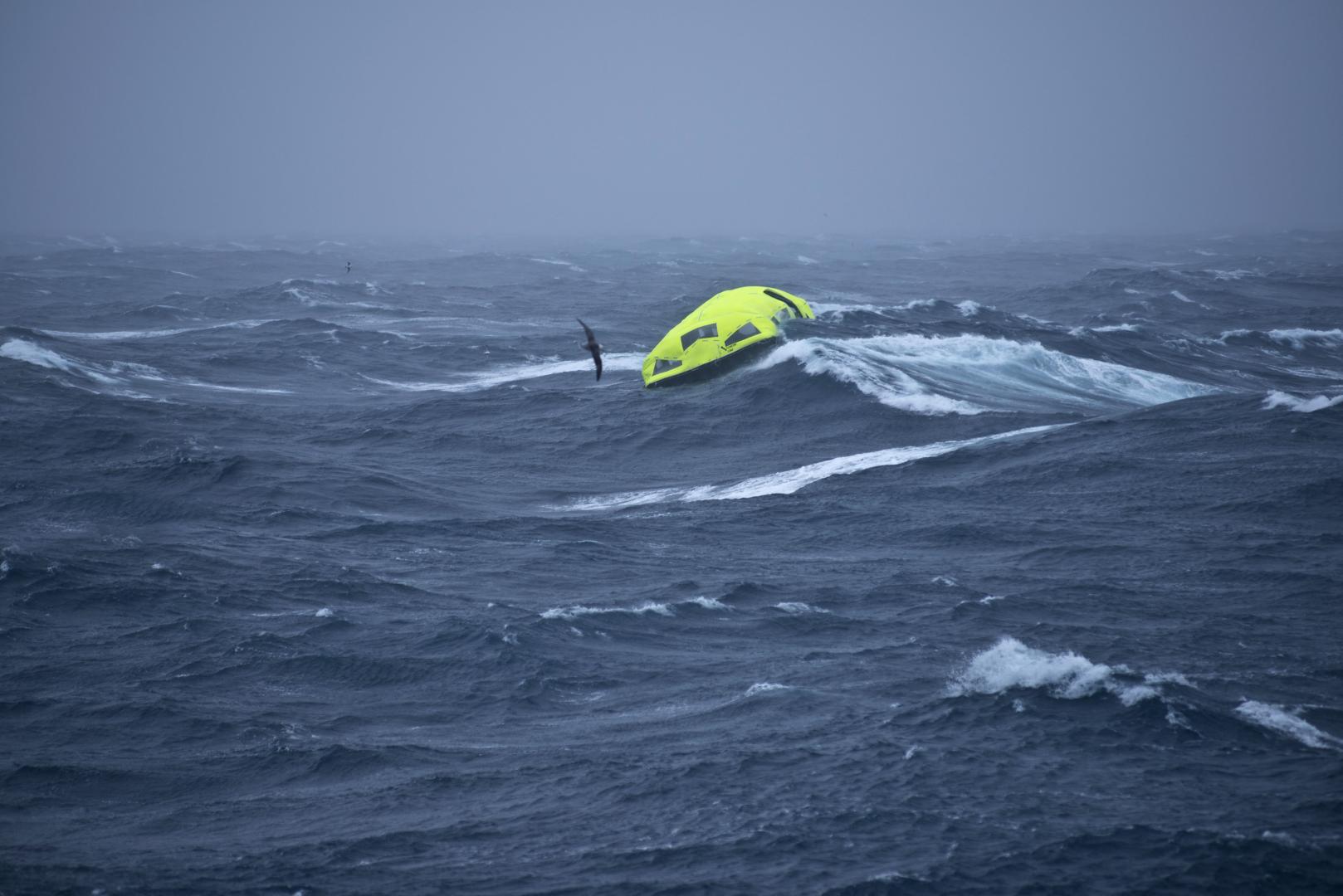 Pressmare | Torqeedo provides electric propulsion for new Viking LifeCraft