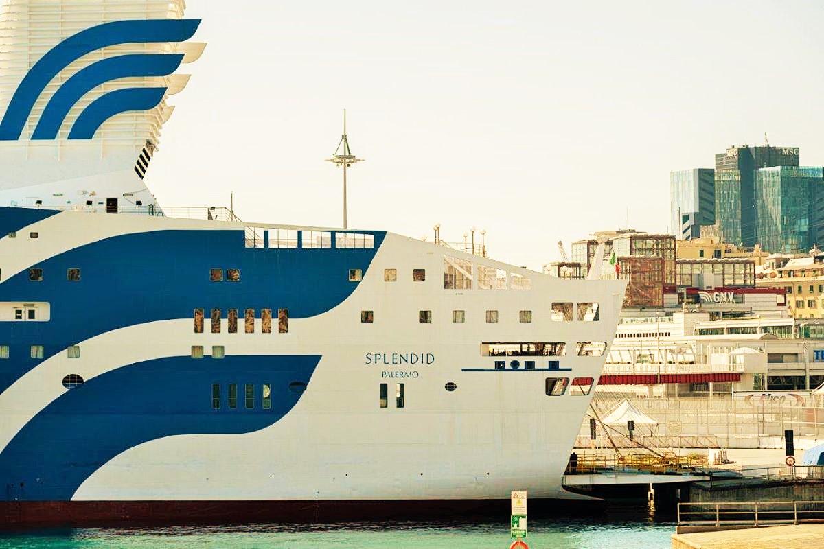 Pressmare | GNV- MSC Splendid, a Genova la prima nave trasformata in ...
