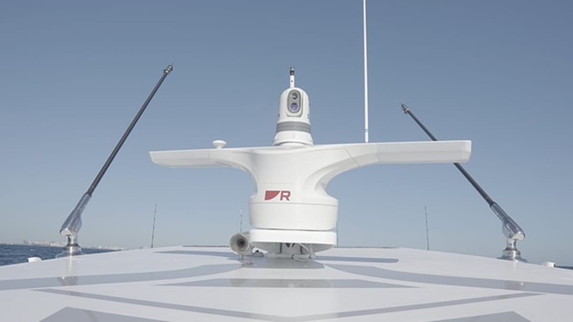 Pressmare | Raymarine Cyclone earns Accolades at Miami International ...
