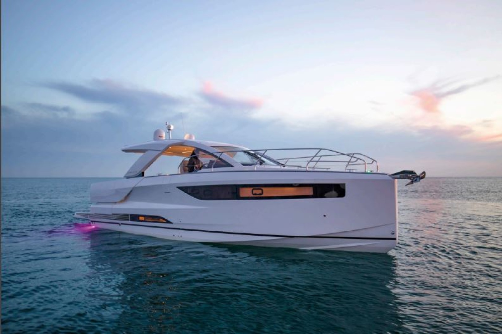 Pressmare | Jeanneau unveils new JDB/43, maximise your enjoyment