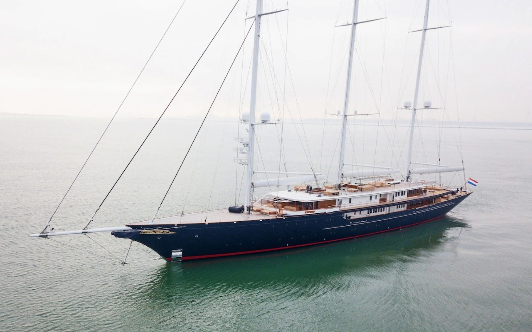 Pressmare | Oceanco Y721: Jeff Bezos prossimo a salpare con il suo Koru