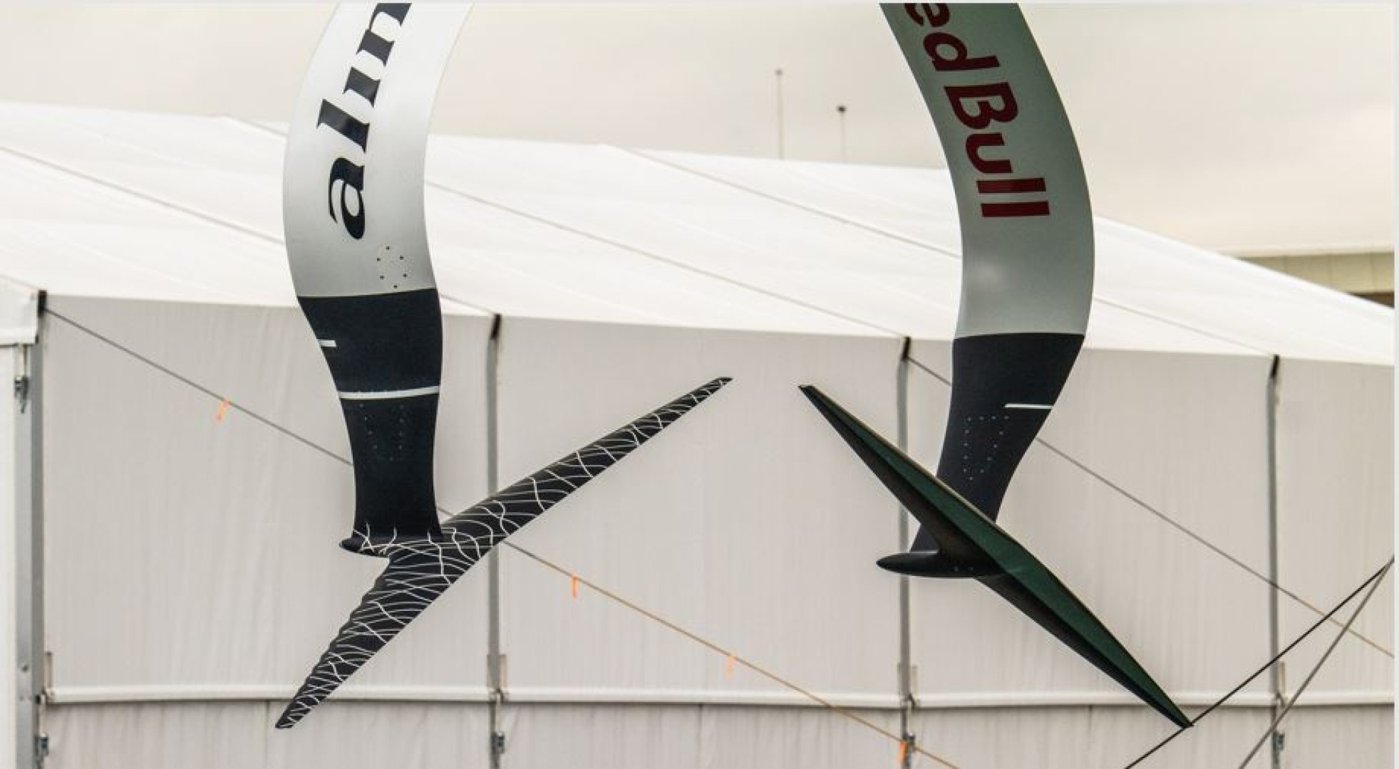 Pressmare | America's Cup, Alinghi RedBull reveal the tubercle foil