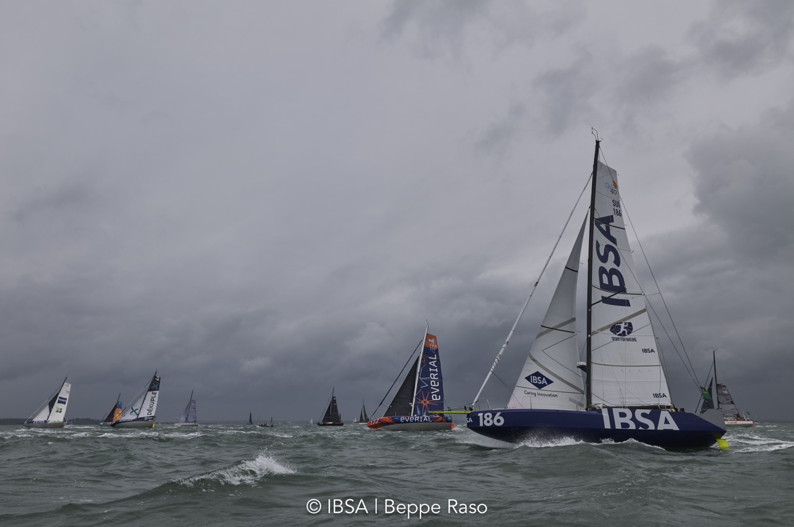 Pressmare | Fastnet Race, primo contatto dopo 24h di bufera: tutto bene ...