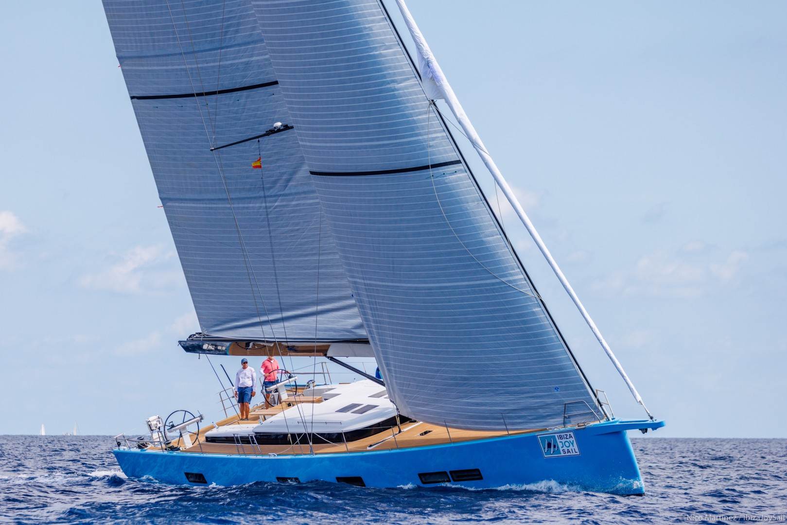 Pressmare | Y7 Miss Shell received the award for the Best New Sailboat
