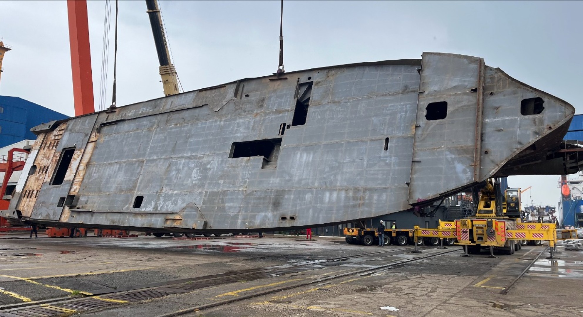 Pressmare | Numarine turns hull of new 40MXP superyacht and it’s on ...