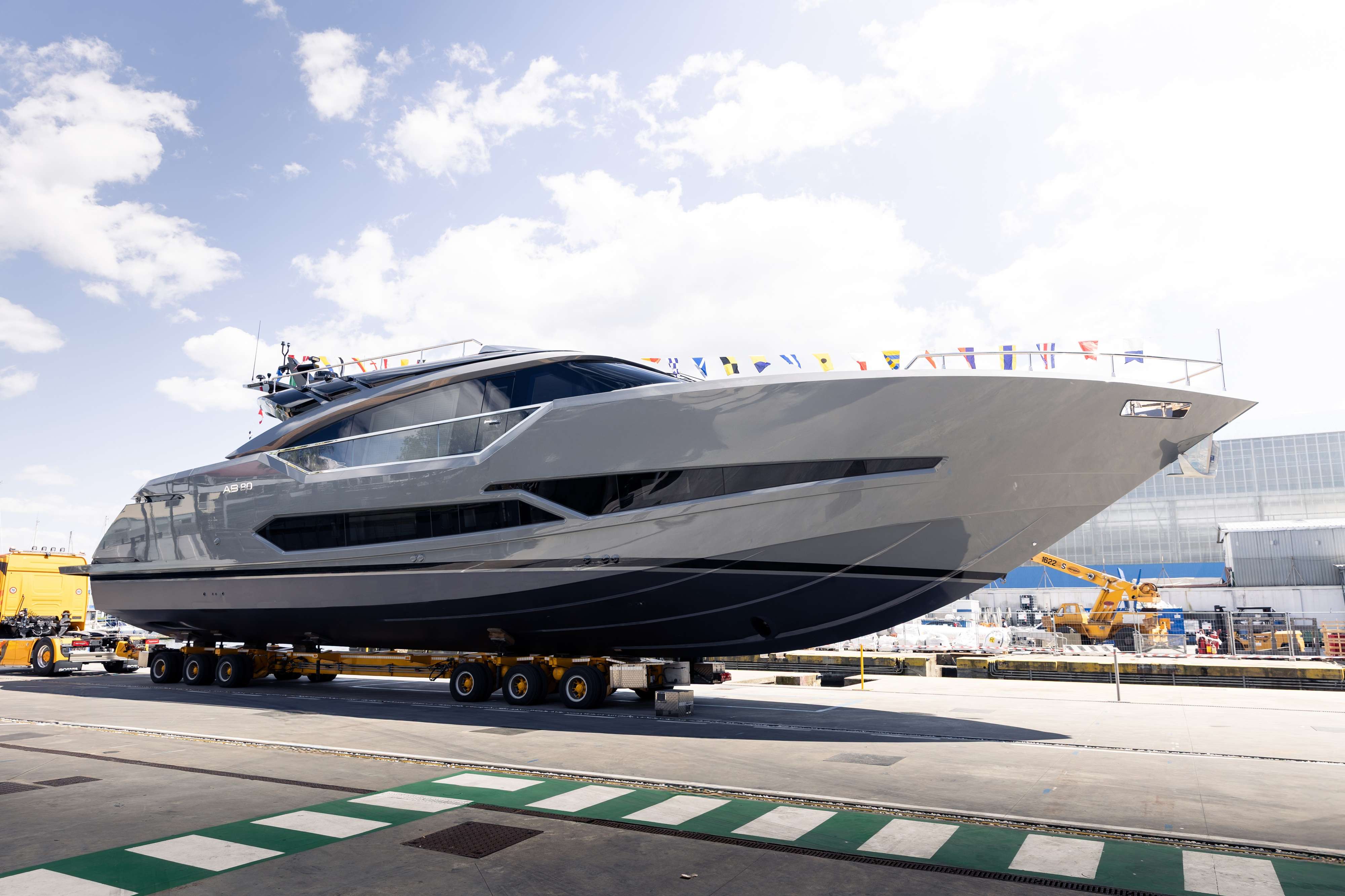 Pressmare | AB Yachts: nuovi traguardi e riconoscimenti nel mese di maggio