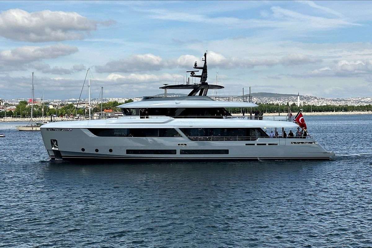 Pressmare | Atlante 35 Classic M/Y Cabana Launched at Mengi Yay