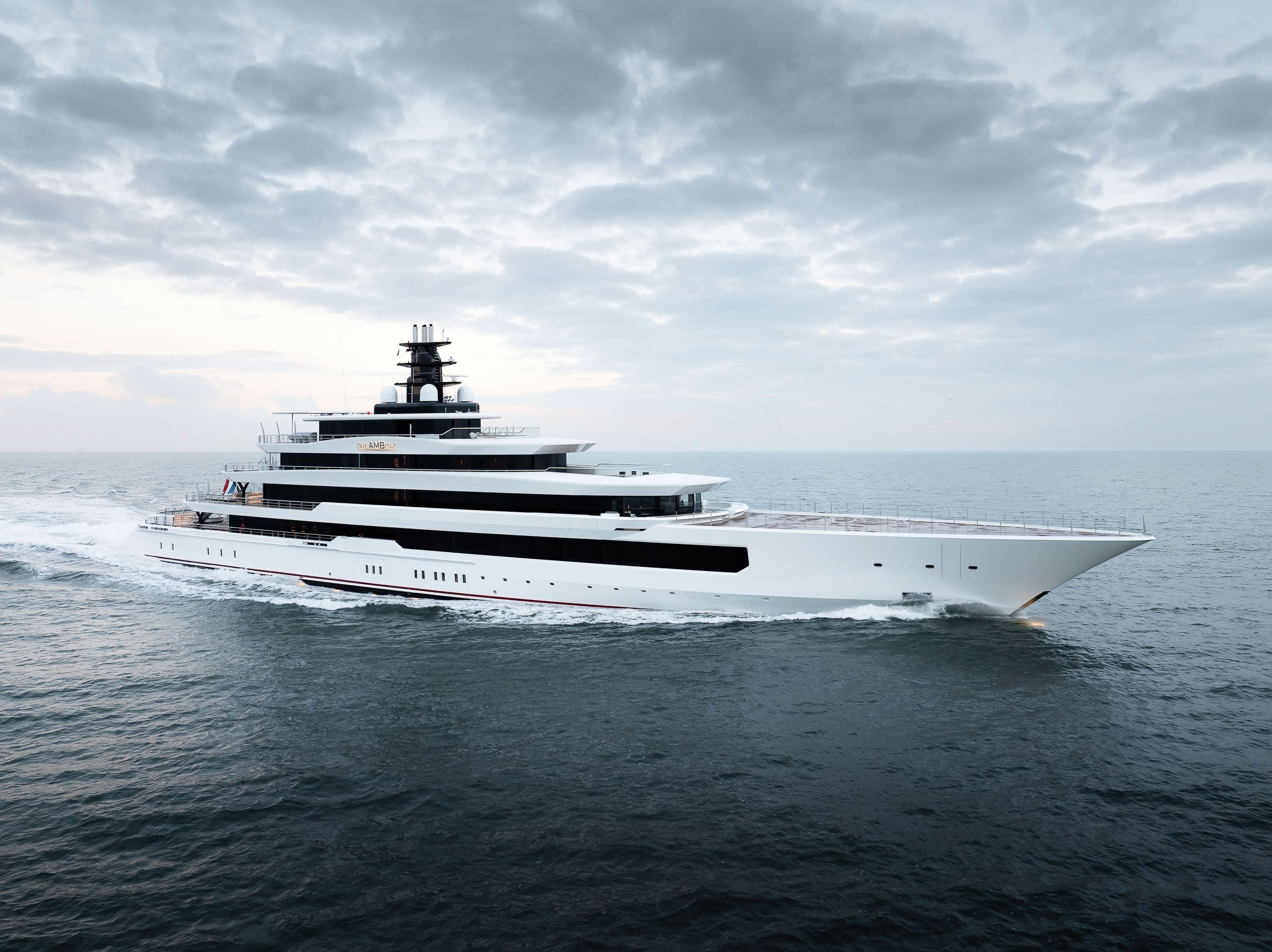 Pressmare | Oceanco delivers DreAMBoat: 4,550 GT and an accelerated ...