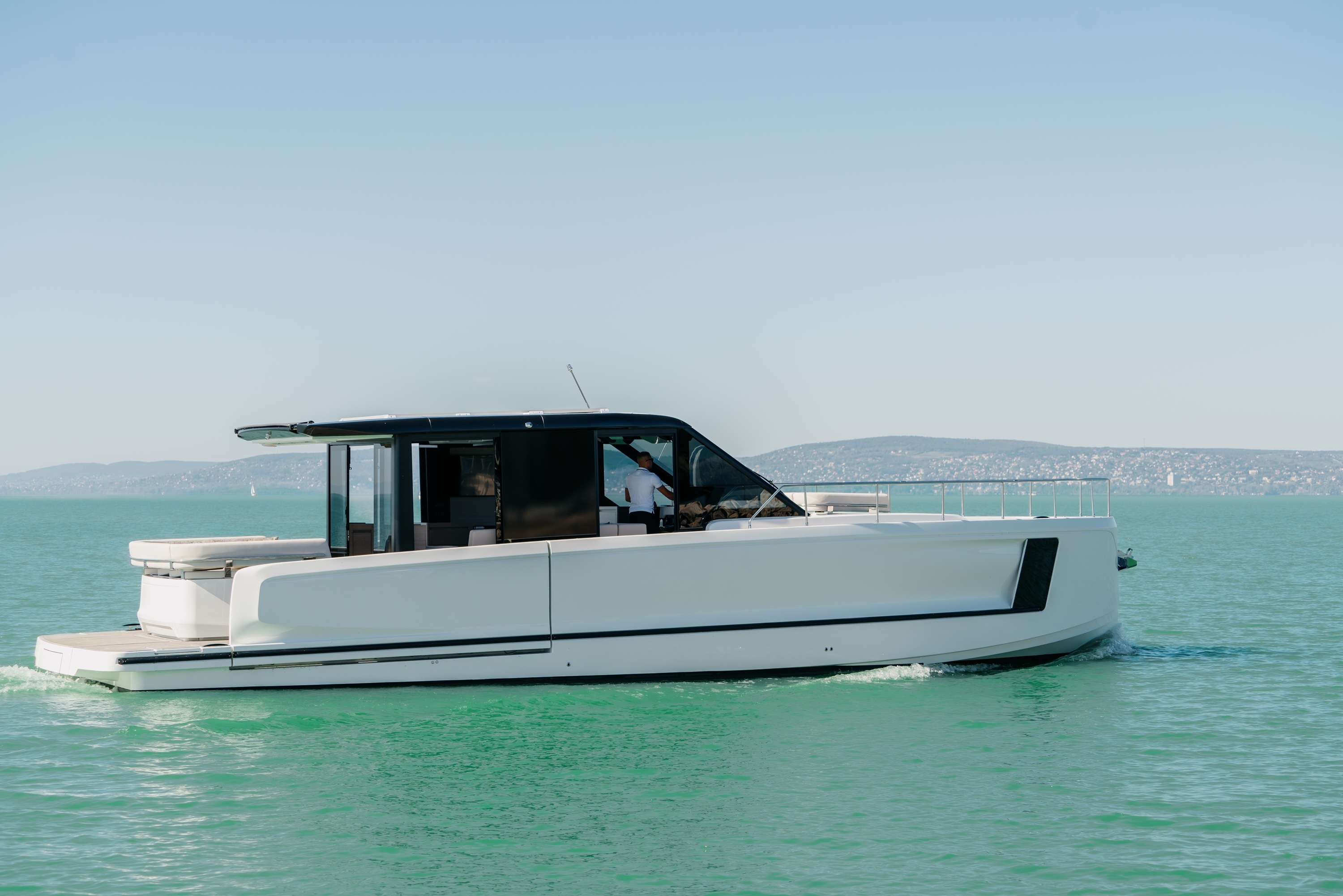 Pressmare | ePropulsion powers major electric boat launches at boot ...