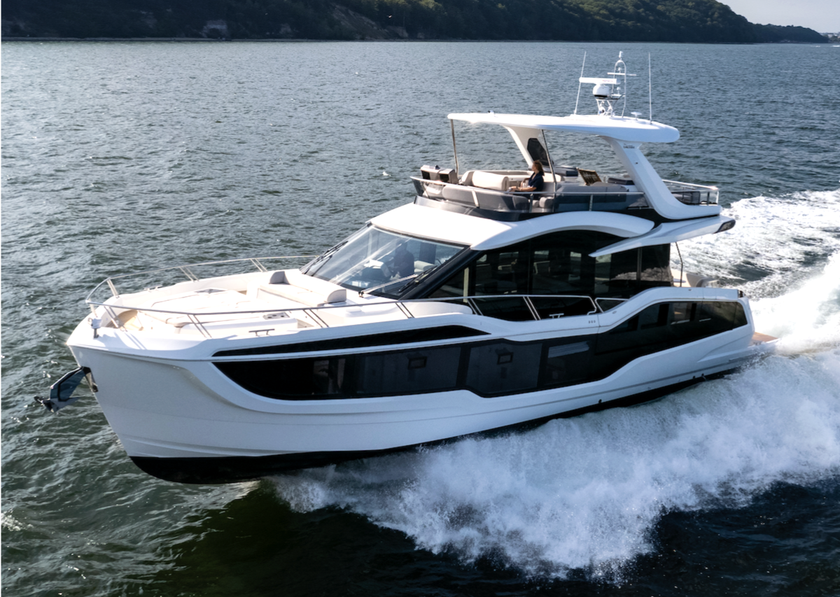 Pressmare | Galeon Yachts at boot Düsseldorf with five models on display